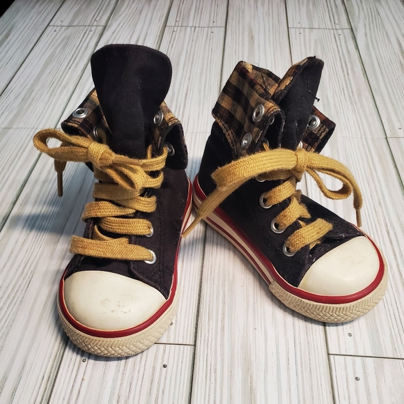 Old Navy | Shoes | Converse Style Sneakers | Poshmark